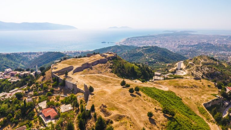 Top 10 vendet më të bukura në Vlorë që duhet të vizitohen
